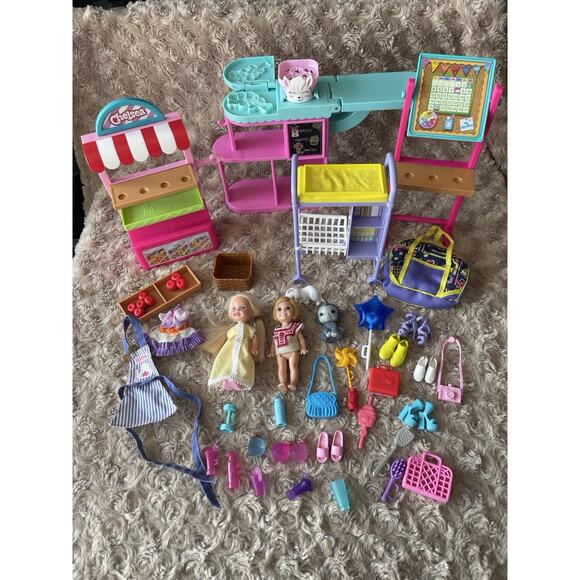 Barbie | Toys | Barbie Kelly Chelsea With Furniture Accessories Florist ...